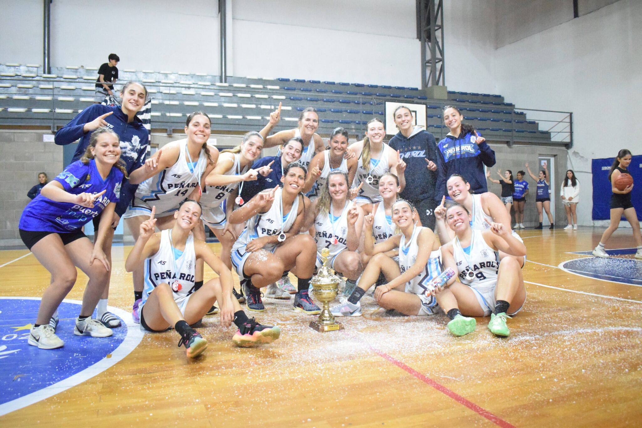 Las reinas del femenino – Planeta Naranja