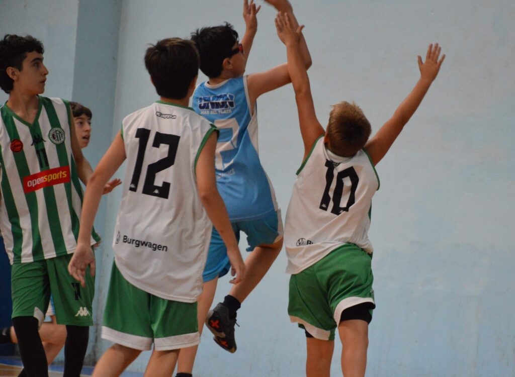 U12 se pintó de Verde – Planeta Naranja